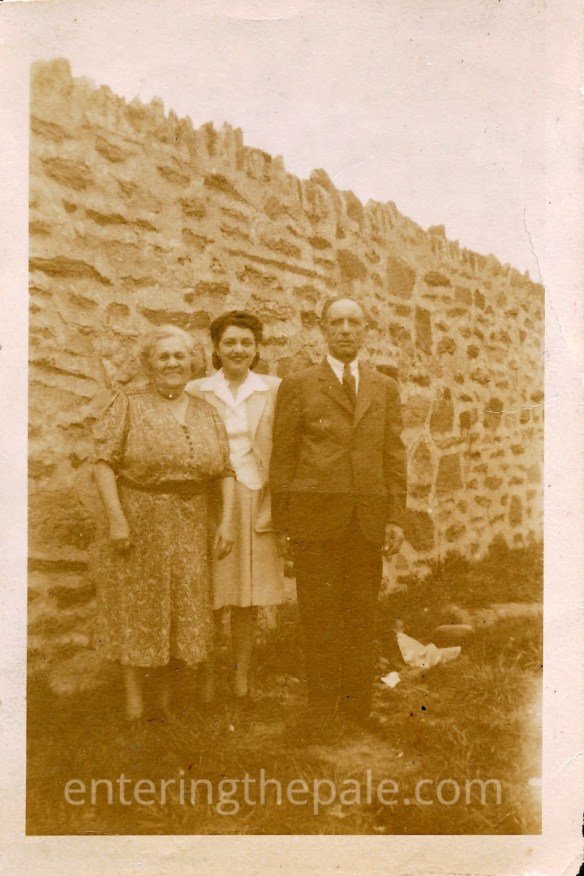 The Fun of Finding Old Photos | Entering the Pale